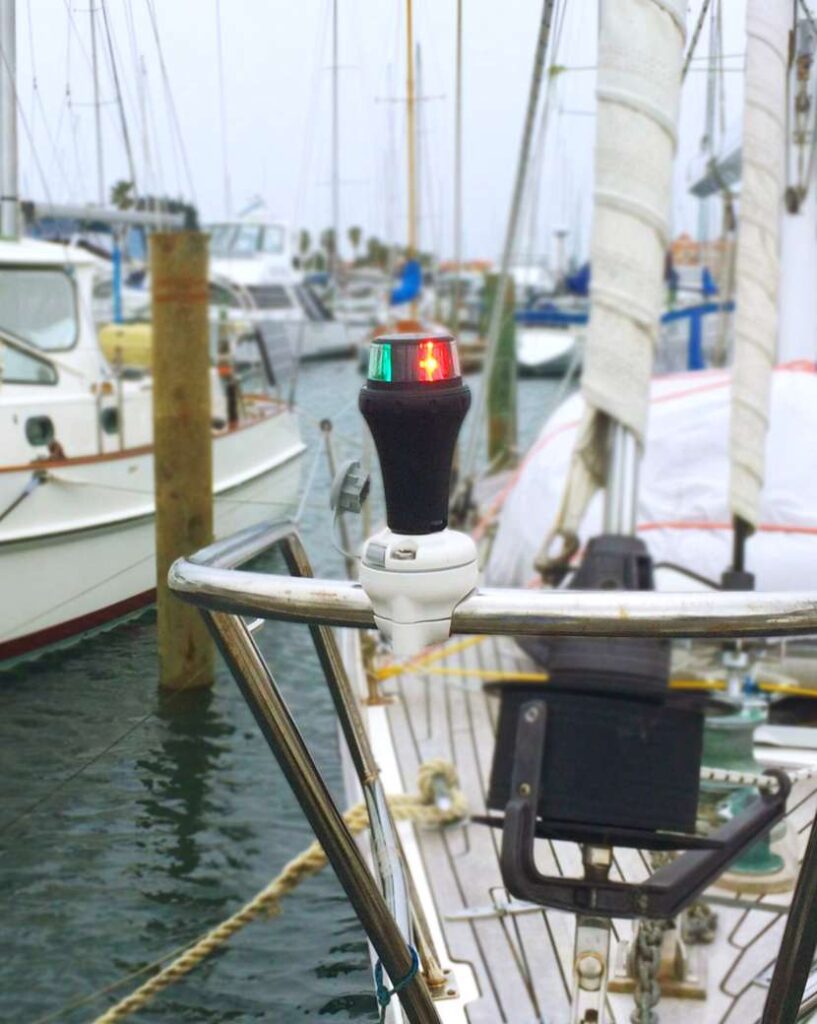 Illuminate Navigational Bow Light | RAILBLAZA International